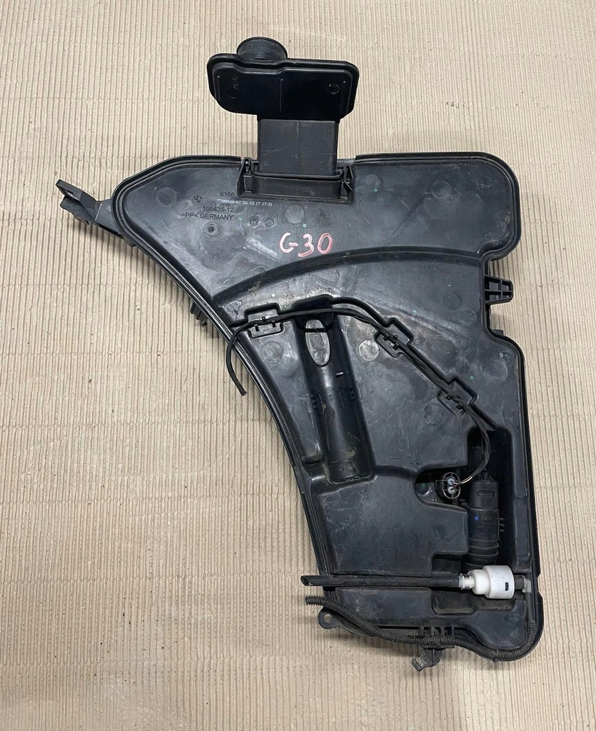 ZBIORNIK PŁYNU SPRYSKIWACZY BMW 5 G31 - 12567719578 - oficjalne ...