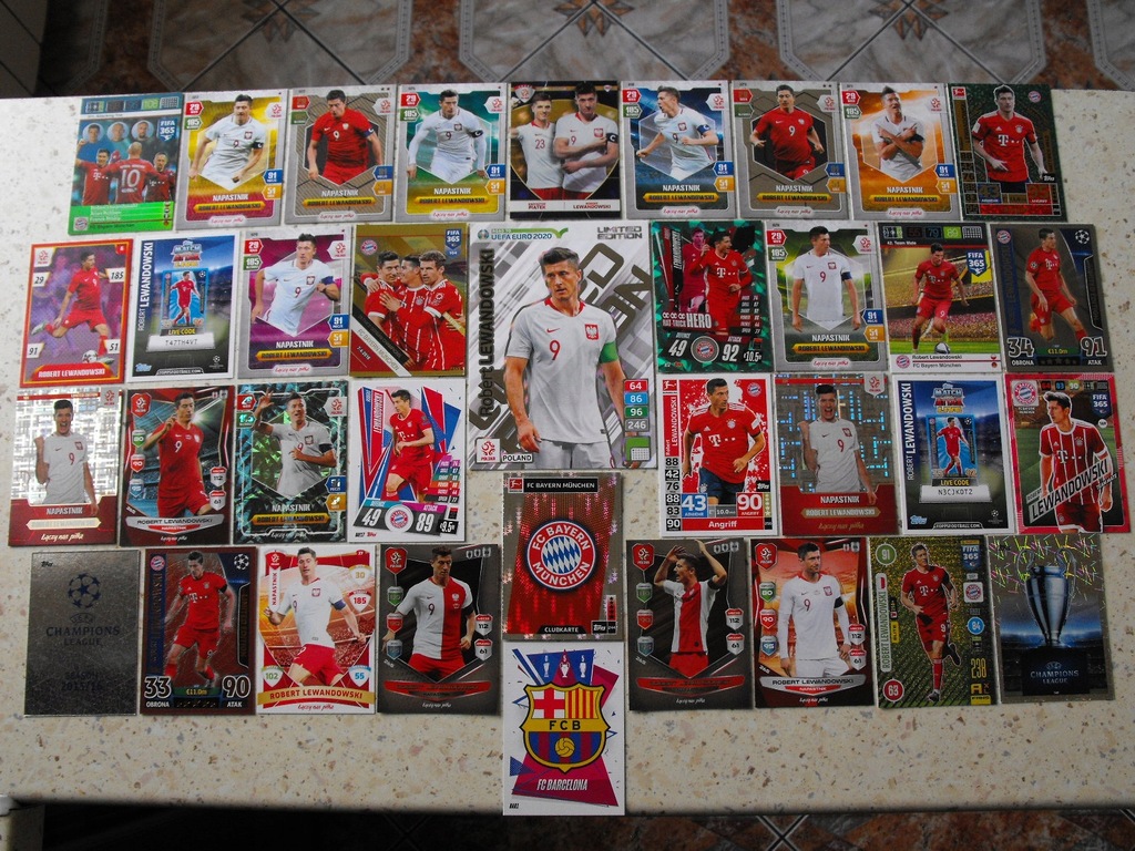 Karty piłkarskie FIFA 365 różne,Robert Lewandowski - 11694338310 - oficjalne archiwum Allegro