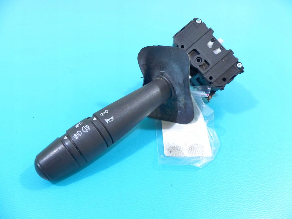 PRZEŁĄCZNIK ŚWIATEŁ KIERUNKÓW DACIA SANDERO I - 14277608098 - oficjalne ...