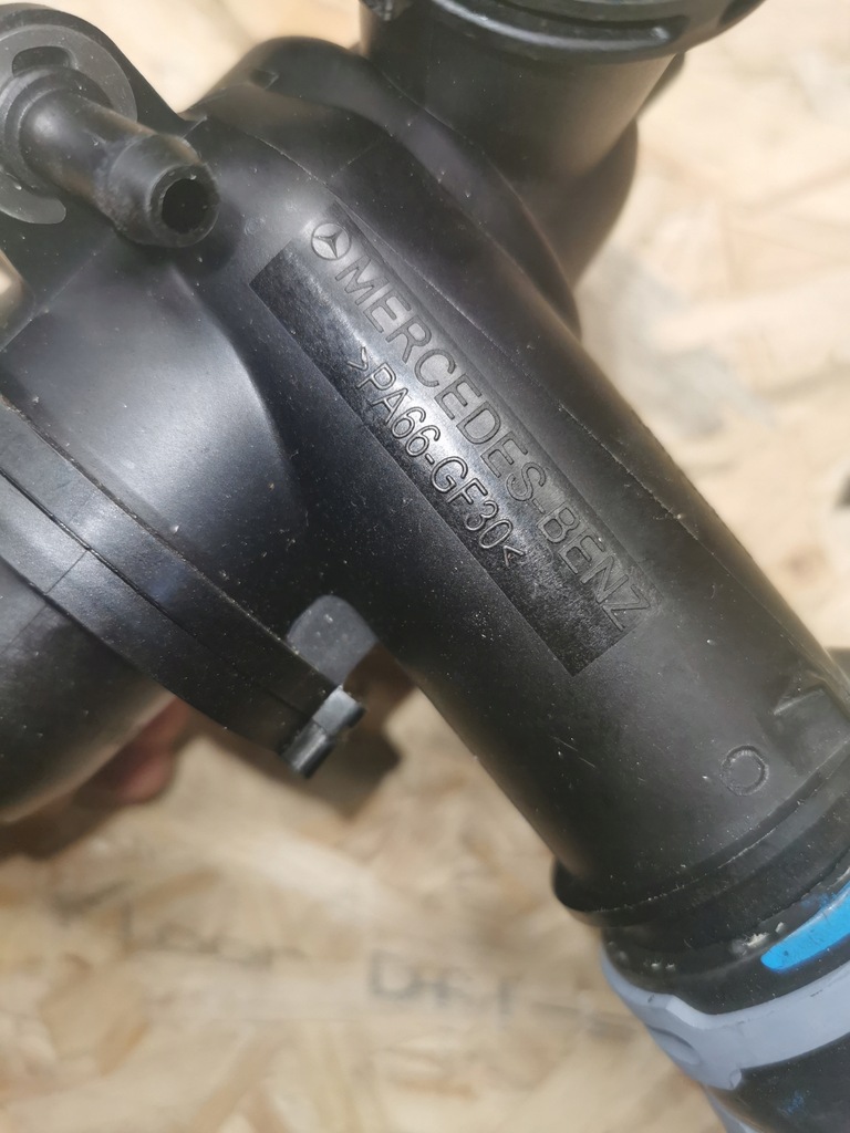 MERCEDES RURA PRZEWÓD WĄŻ WODY PA66-GF30 - 9864734440 - oficjalne ...