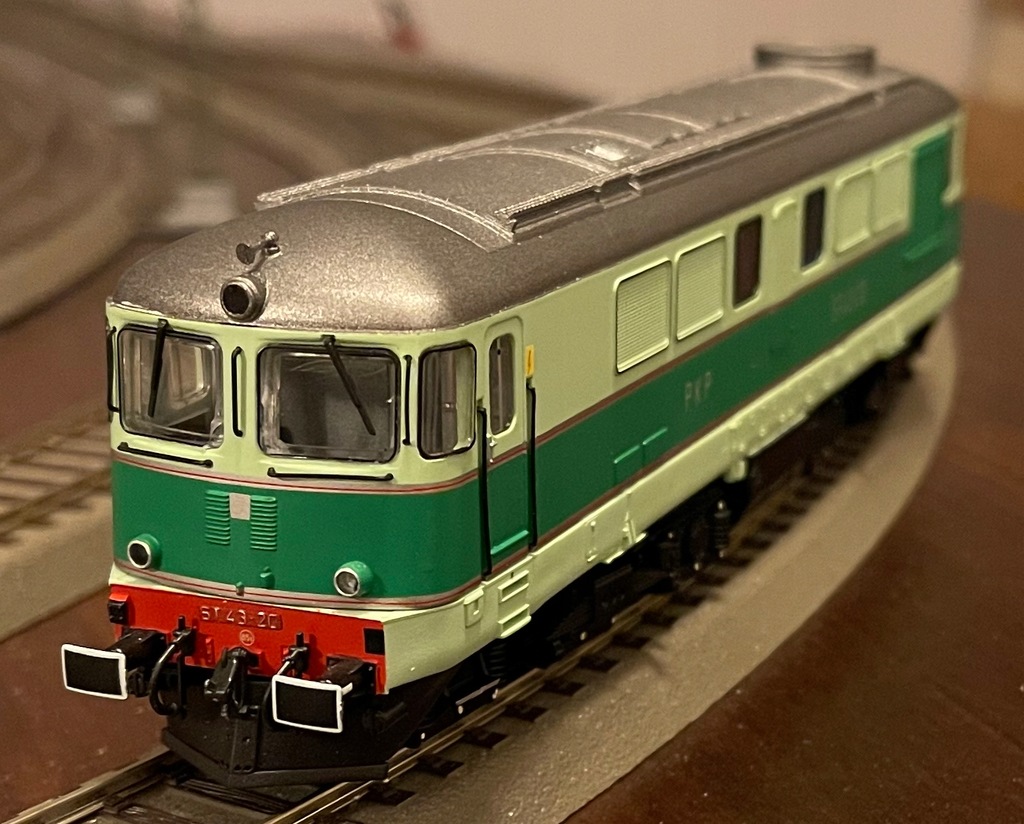 PKP Lokomotywa spalinowa ST43-20 - 13665463043 - oficjalne archiwum Allegro