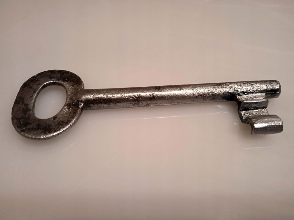 STARY KLUCZ DO DRZWI *** - 13077998577 - oficjalne archiwum Allegro