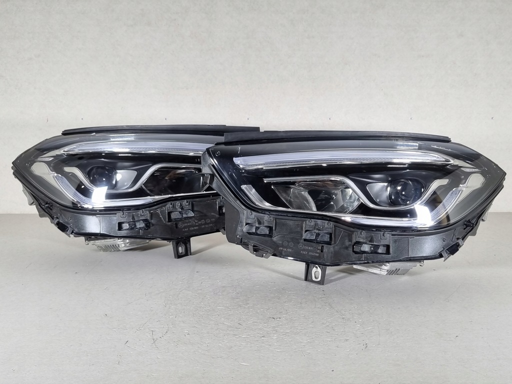 MERCEDES GLA W247 FULL LED LAMPA LEWA PRAWA PRZÓD - 12894847941 - oficjalne archiwum Allegro