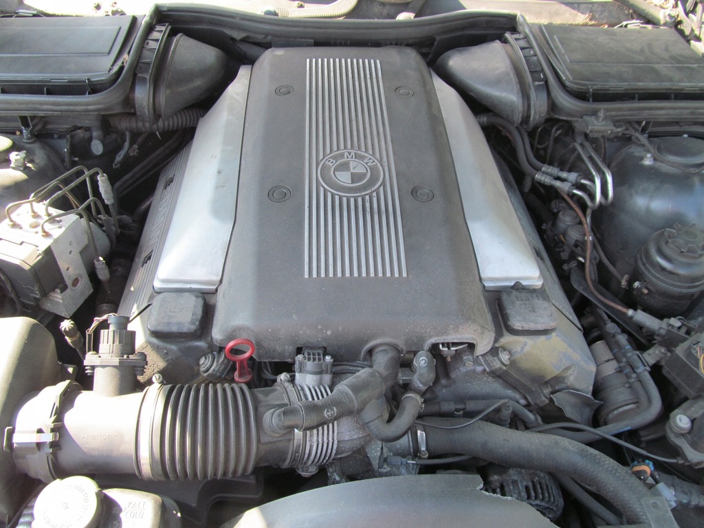 SILNIK BMW E39 4,4 M62 B44 E38 KOMPLETNY W AUCIE - 7462096295 ...