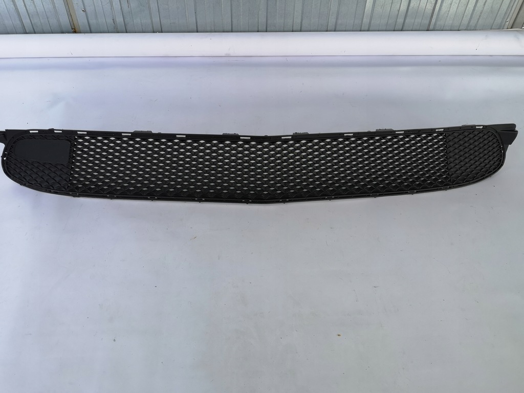 MERCEDES A-KLASA W177- KRATKA ŚRODKOWA ZDERZAKA - 10119140732 ...