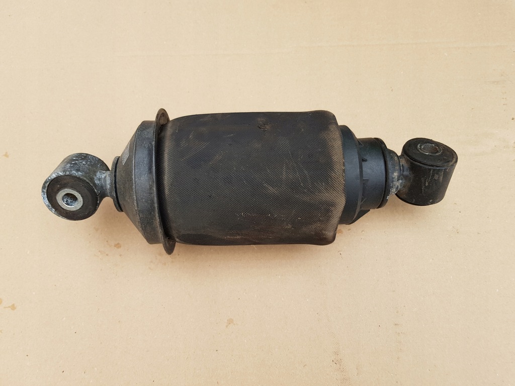 PODUSZKA ZAWIESZENIA KABINY 1931024 DAF XF 106 - 8117516180 - oficjalne ...