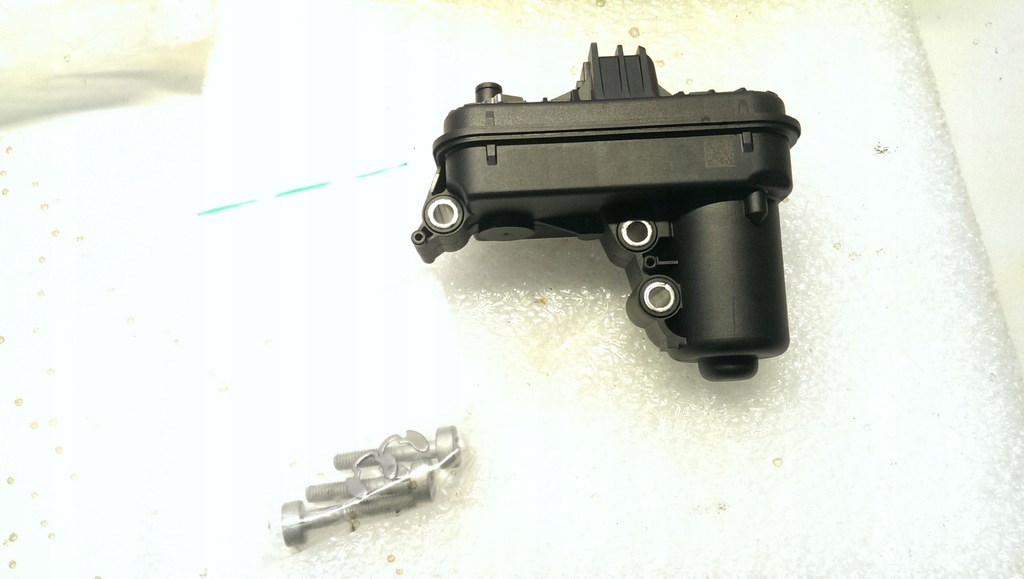 NOWY sterowni turbo VW AUDI 04E198725K 04E145725CM - 9989707072 ...