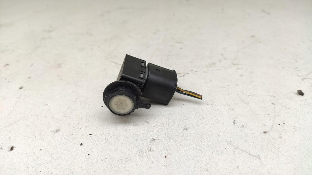 AUDI A4 B8 KOSTKA WTYCZKA CZUJNIK JAKOŚCI POWIETRZA 8K0907659A ...