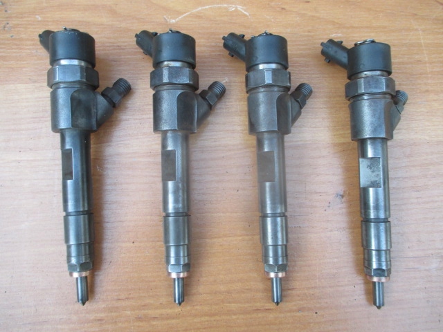 WTRYSKIWACZ 1.9 DCI TRAFIC VIVARO CDTI 0445110110A - 12397561462 ...