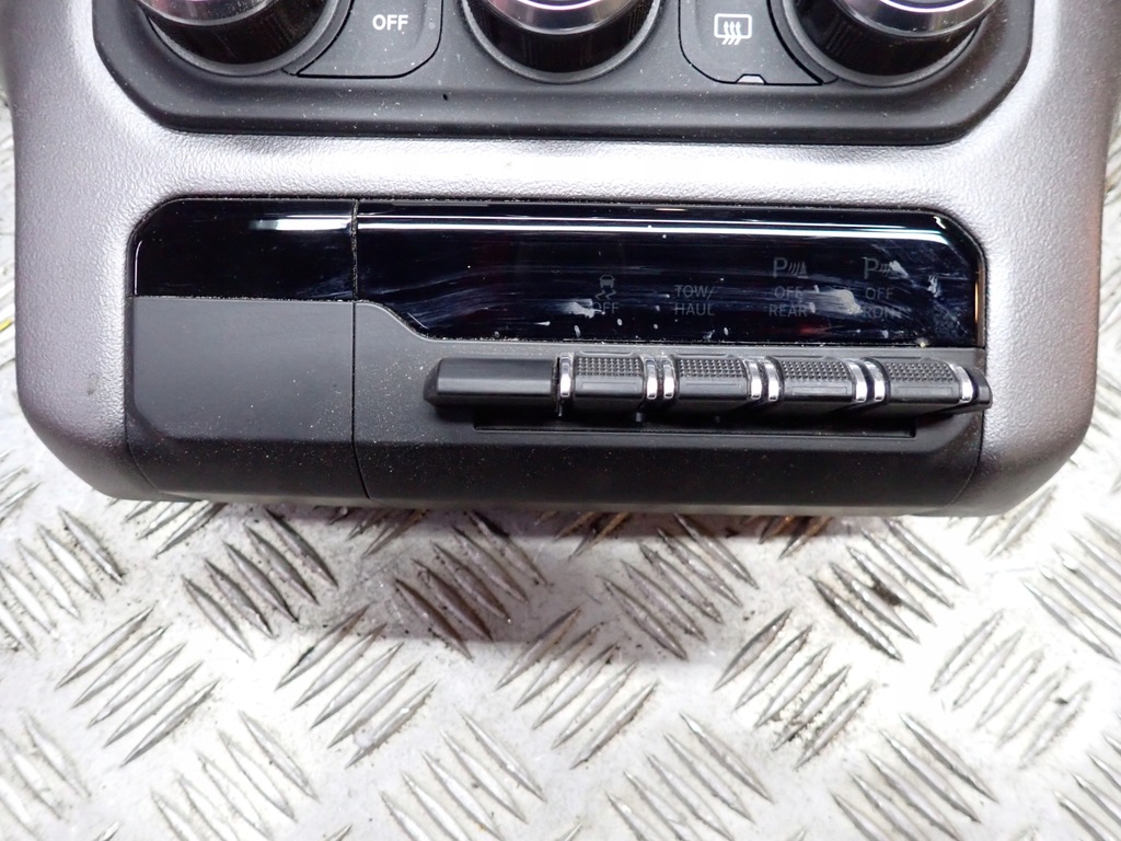 Panel Haka PDC Kontroli Trakcji Dodge RAM V 2019- - 12950278237 ...