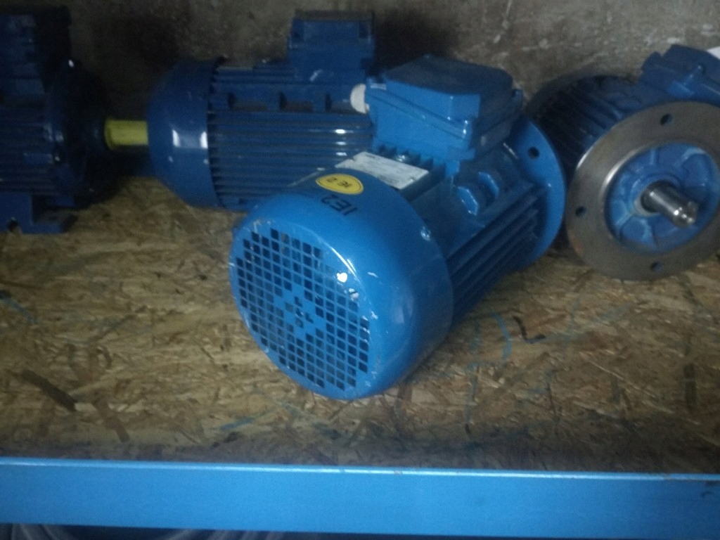 Silnik elektryczny Celma Indukta 1.1kW - 7981936169 - oficjalne archiwum Allegro