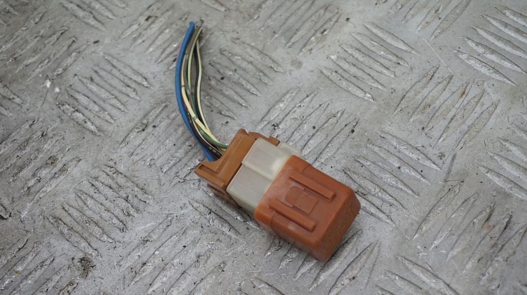 NISSAN 350Z PRZEKAŹNIK 2523079963 - 11132854178 - oficjalne archiwum ...