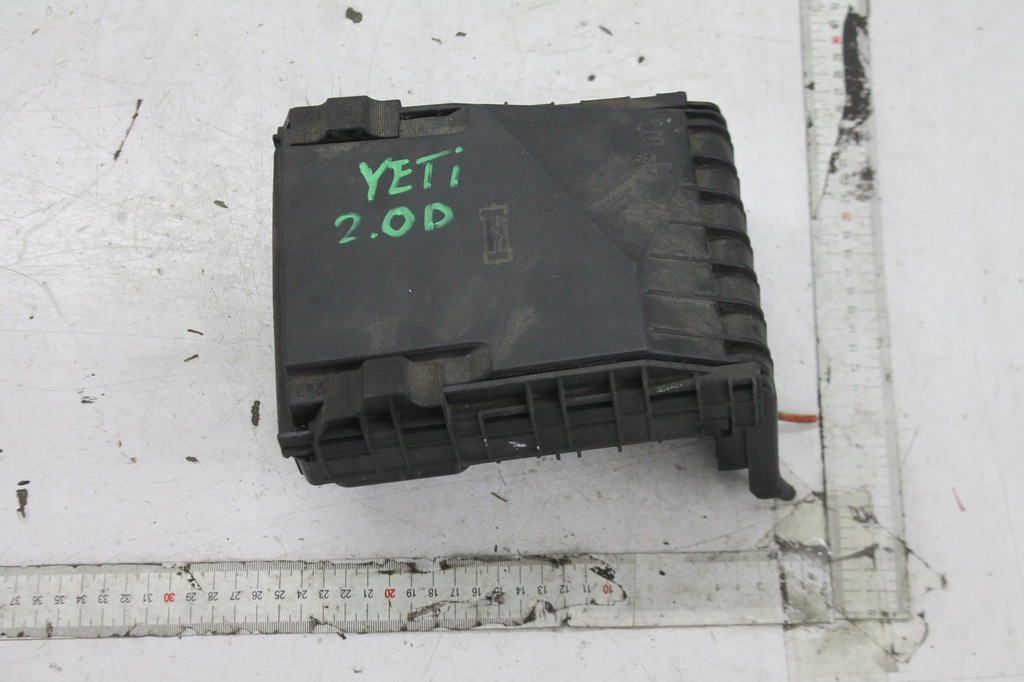 SKRZYNKA BEZPIECZNIKÓW 1K0937125D YETI 2.0 TDI 09- - 13423374802 ...