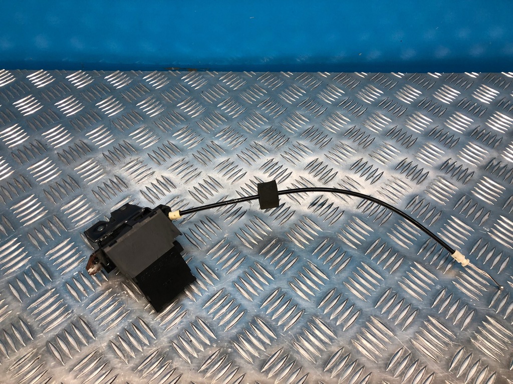 MERCEDES W211 W203 ZAMEK KLAPY BAGAZNIKA TYŁ - 13170899948 - oficjalne ...