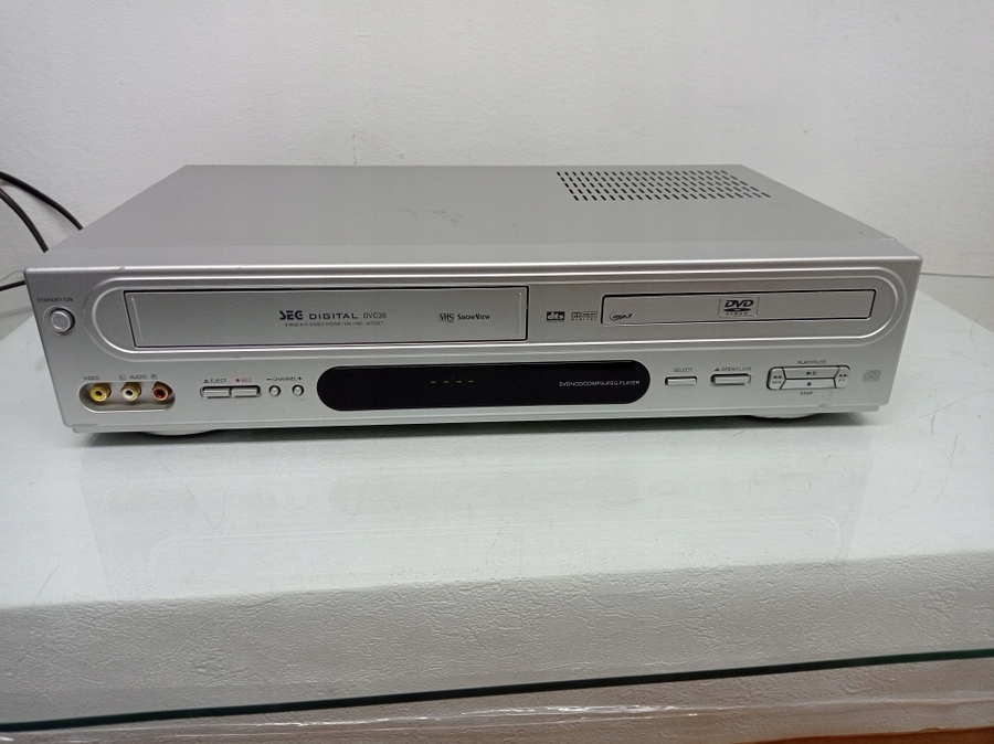 SEG DVC 30 - COMBO VHS-DVD - 13389461988 - oficjalne archiwum Allegro