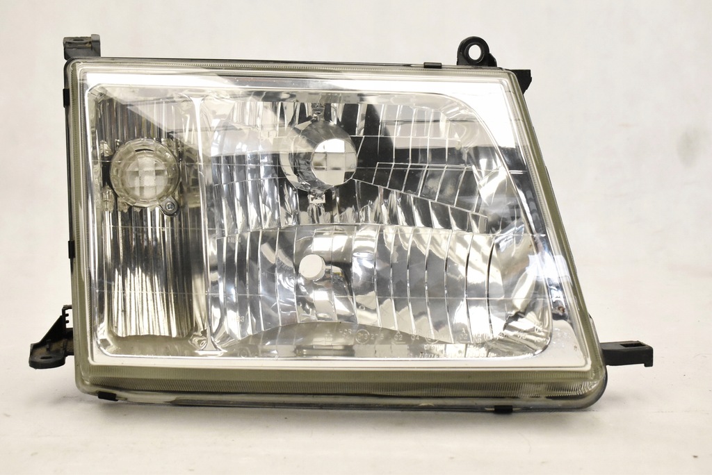 TOYOTA LAND CRUISER 99-04 LAMPA PRAWA KOITO 60-61 - 13866184768 - oficjalne archiwum Allegro