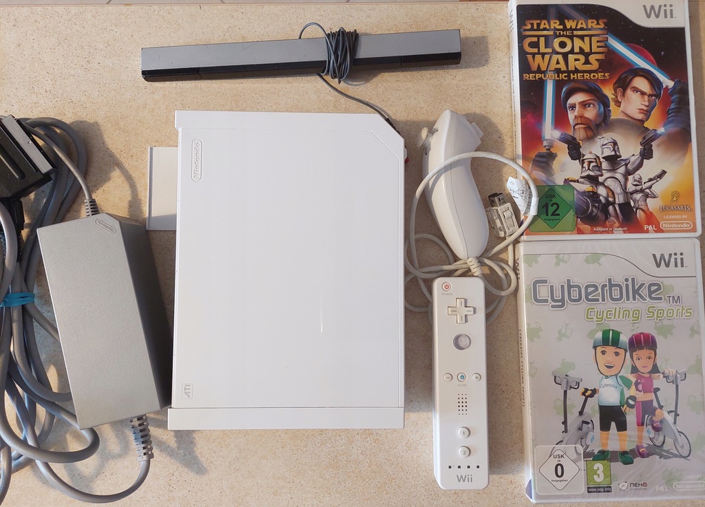 Konsola Nintendo Wii RVL-001 + gry - 12660183849 - oficjalne archiwum ...