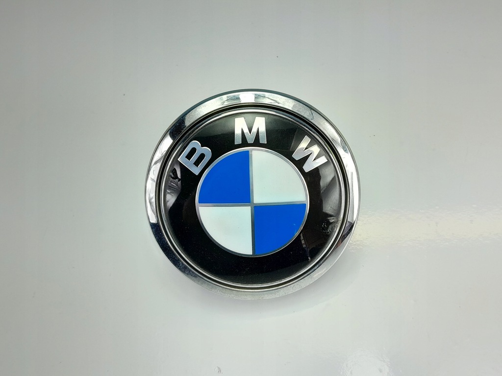 KLAMKA KLAPY BAGAŻNIKA LOGO EMBLEMAT ZNACZEK BMW 1 E81 E87 7200938 ...