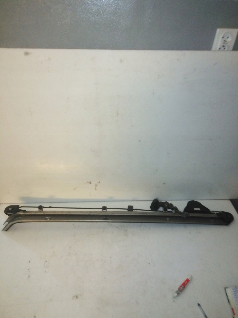 prowadnica elektryczna drzwi lewa vw t5 t5lift - 8989349736 - oficjalne ...