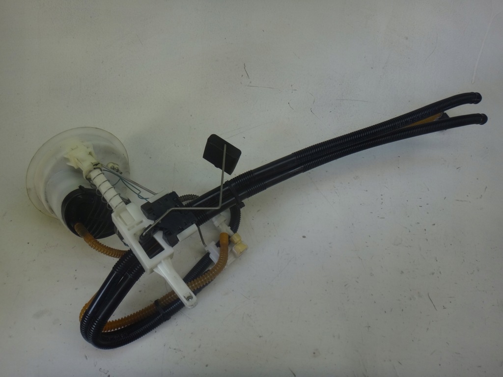 PŁYWAK PALIWA BMW E90 E91 E92 318 318 320 325 330 - 7332964581 ...