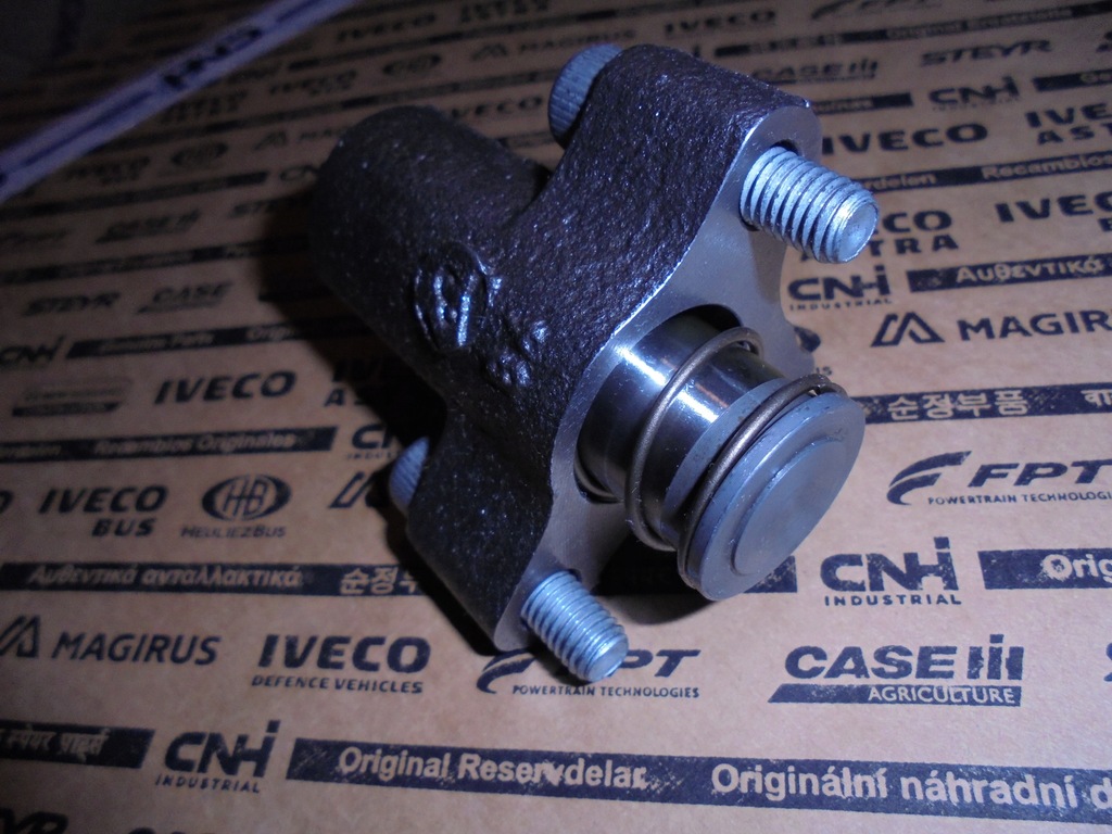 ZAWÓR HAMULCA SILNIKOWEGO IVECO STRALIS 504222834 - 7554664729 ...