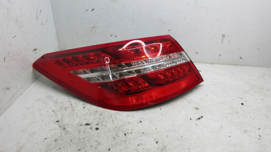 Mercedes w207 lewa lampa tył tylna a2079060158 - 13580888033 ...