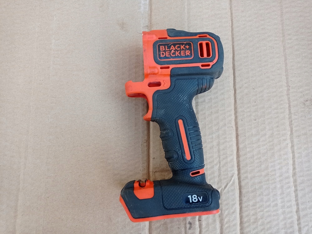 OBUDOWA WKRĘTARKI AKUMULATOROWEJ BLACK DECKER BCD700S - 14435513039 ...