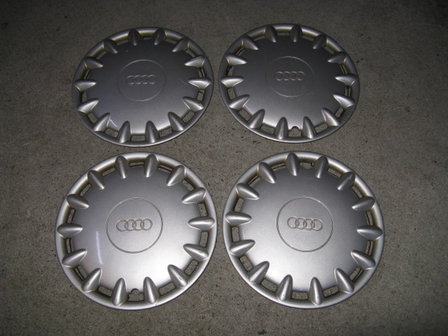 KOŁPAKI ORYGINALNE AUDI 80 B4 R15 - 6700109266 - oficjalne archiwum Allegro