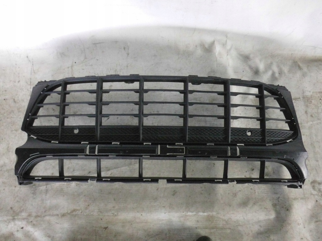 KRATKA ZDERZAKA PORSCHE MACAN 95B807683 13- - 8721429122 - oficjalne ...