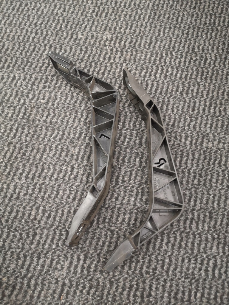 Audi Q3 mocowanie podpora pasa przedniego chłodnic - 14739023039 ...