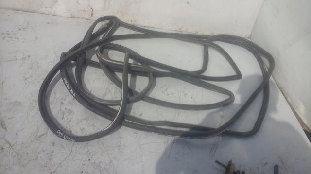 USZCZELKA DRZWI KAROSERYJNA VOLVO 940 - 9573623141 - oficjalne archiwum ...