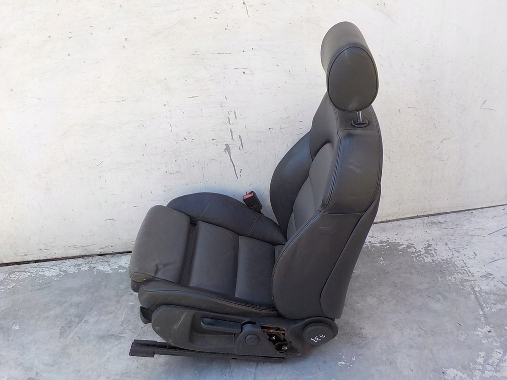 AUDI A4 B6 B7 FOTEL KIEROWCY LEWY PRZÓD - 13497201059 - oficjalne ...