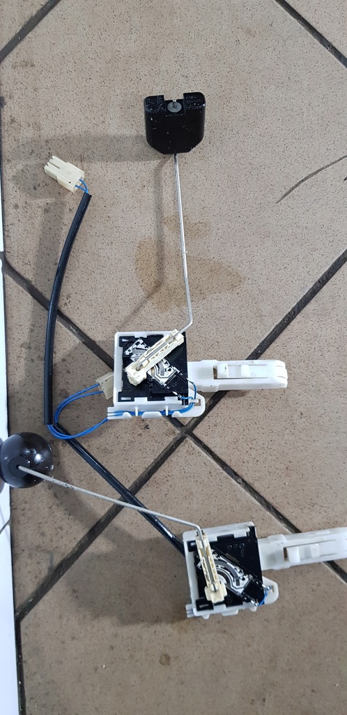 VW Touareg Czujnik Poziomu Paliwa 7L0919673D - 11776410854 - oficjalne ...