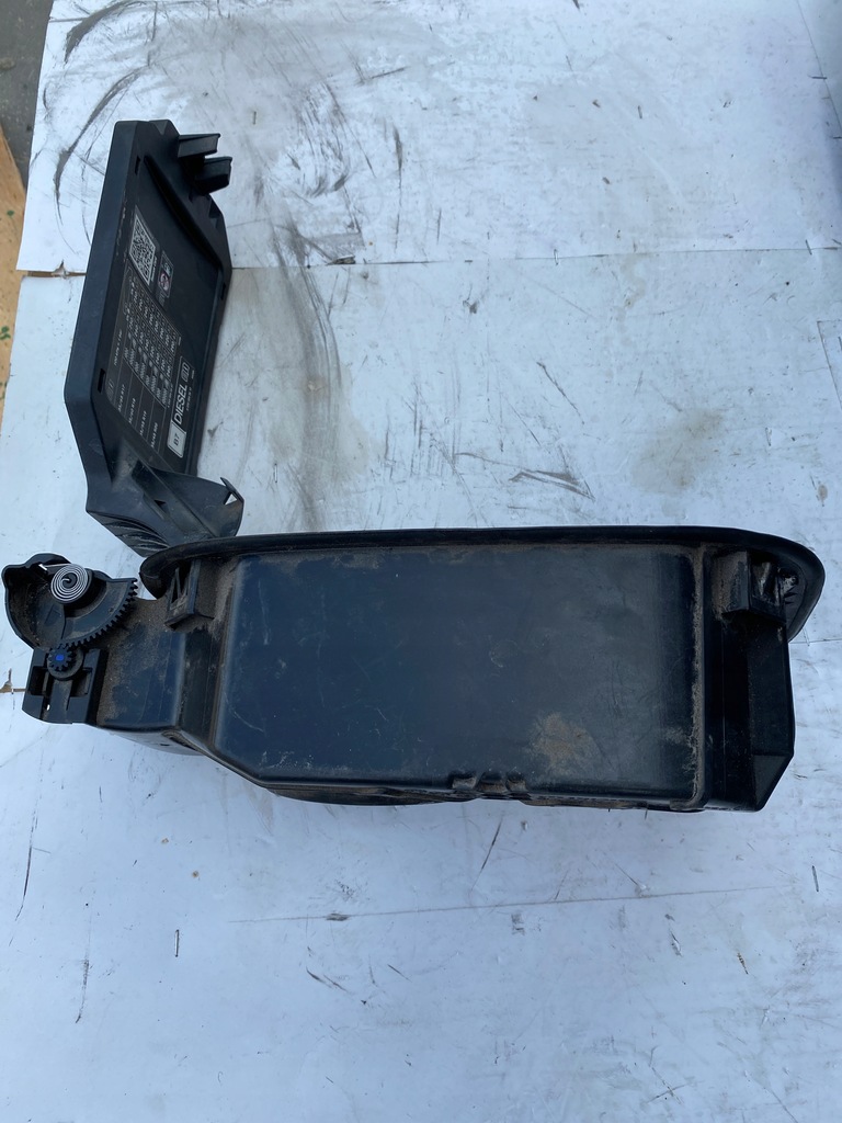 Mocowanie wlewu paliwa Mercedes GLC A2536305802 - 9618166095 ...