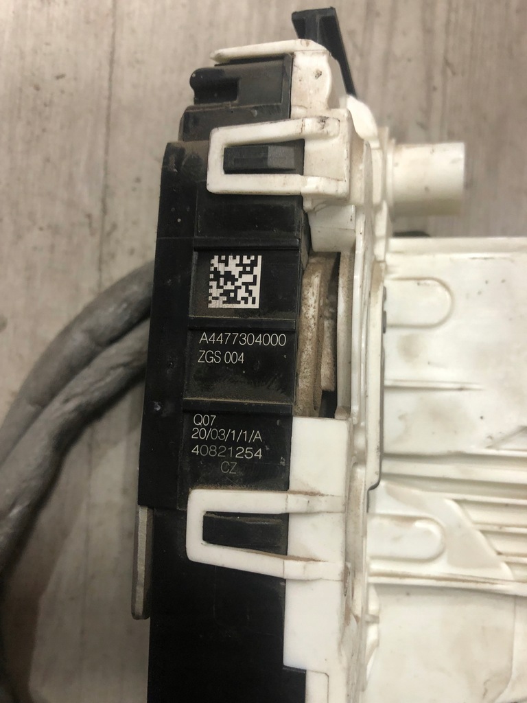 MERCEDES VITO ZAMEK DRZWI PRZESUWNYCH 4477304000 - 12525555579 ...