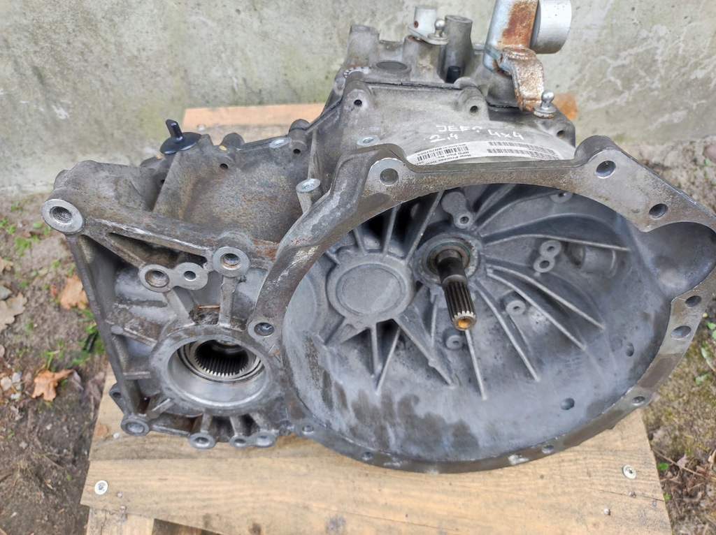 Skrzynia biegow jeep patriot 2.4 benzyna 4x4 T355 - 13889813849 ...