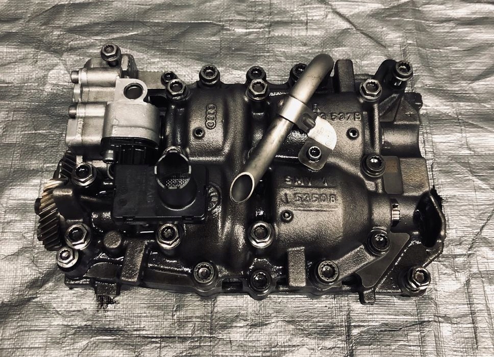 AUDI A4 B8 A5 2.0 POMPA OLEJU ORYGINAŁ - 11184126749 - oficjalne ...