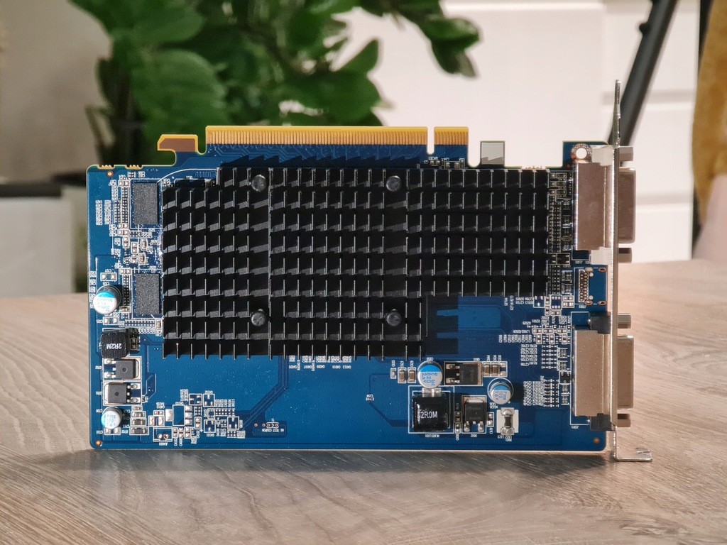 Karta graficzna AMD Radeon HD 6450 1 GB DDR3 - 13000584145 - oficjalne ...