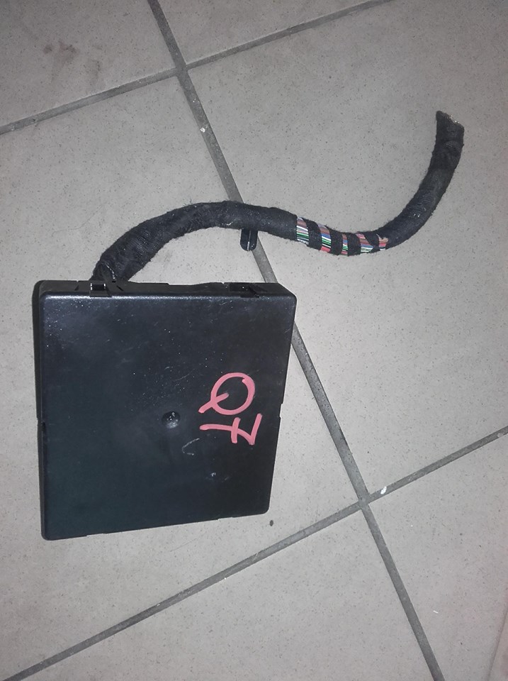 AUDI Q7 MODUŁ KOMFORTU STEROWNIK 4L0907289C - 7515143946 - oficjalne ...