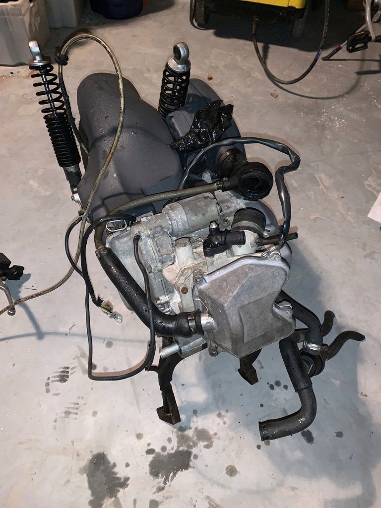 SILNIK APRILIA LEONARDO 150 Rotax - 8726386826 - oficjalne archiwum Allegro