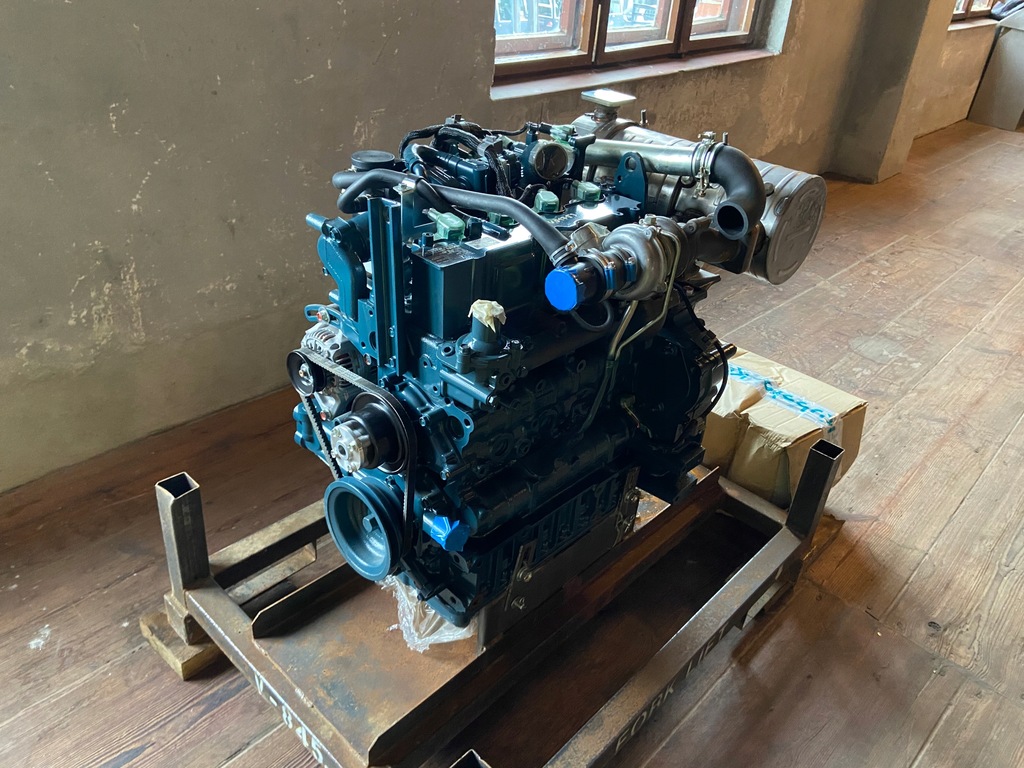 Silnik Kubota V2607 V2607-T Nowy Kompletny - 10891391492 - oficjalne ...