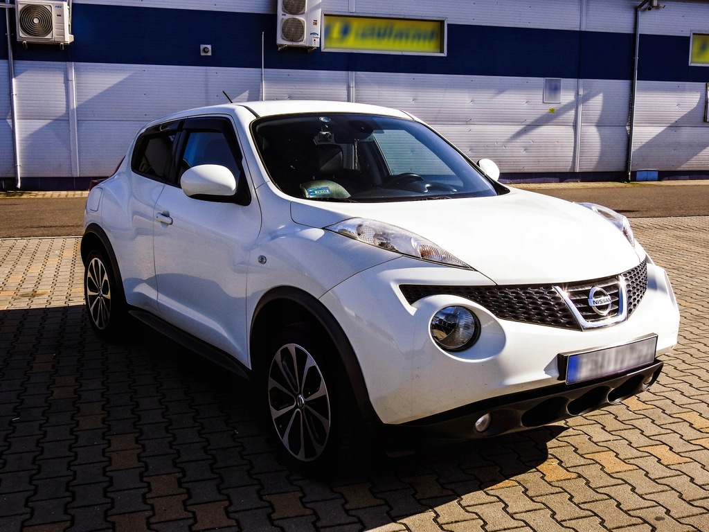 NISSAN JUKE F15 Tekna 1.6 DIG-Turbo 4x4 190KM X-tronic CVT ...