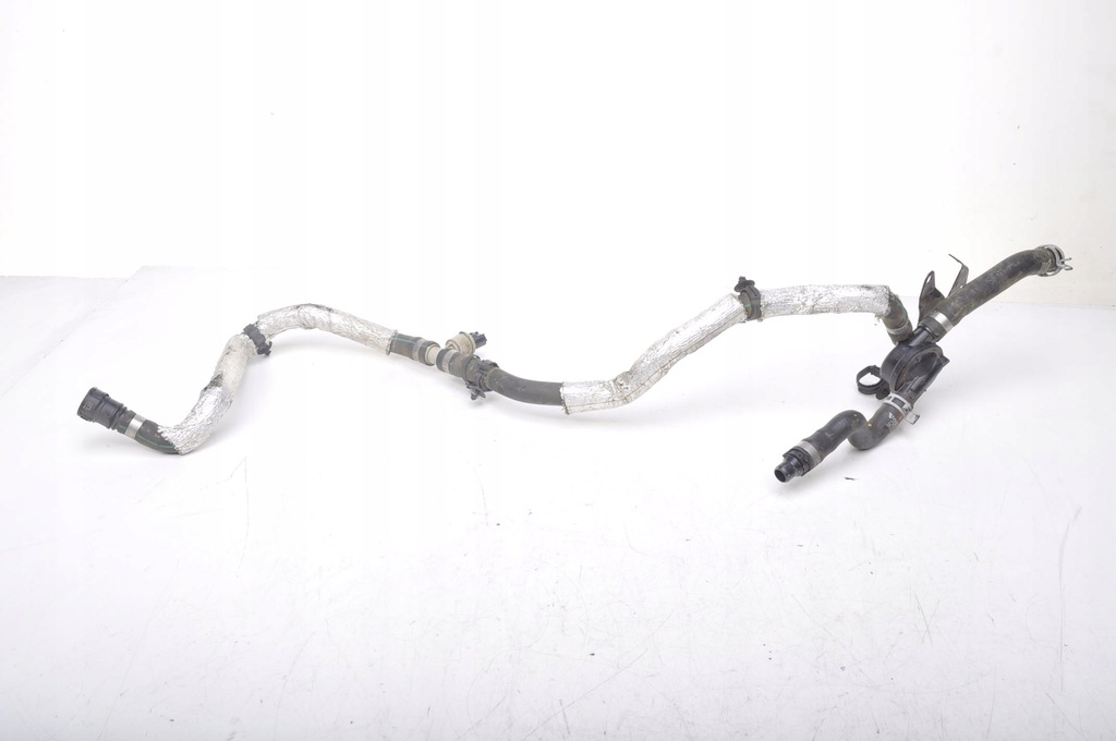 VOLVO XC60 II T8 HYBRID POMPA WODY 31368325 WĘŻE - 12451865448 ...