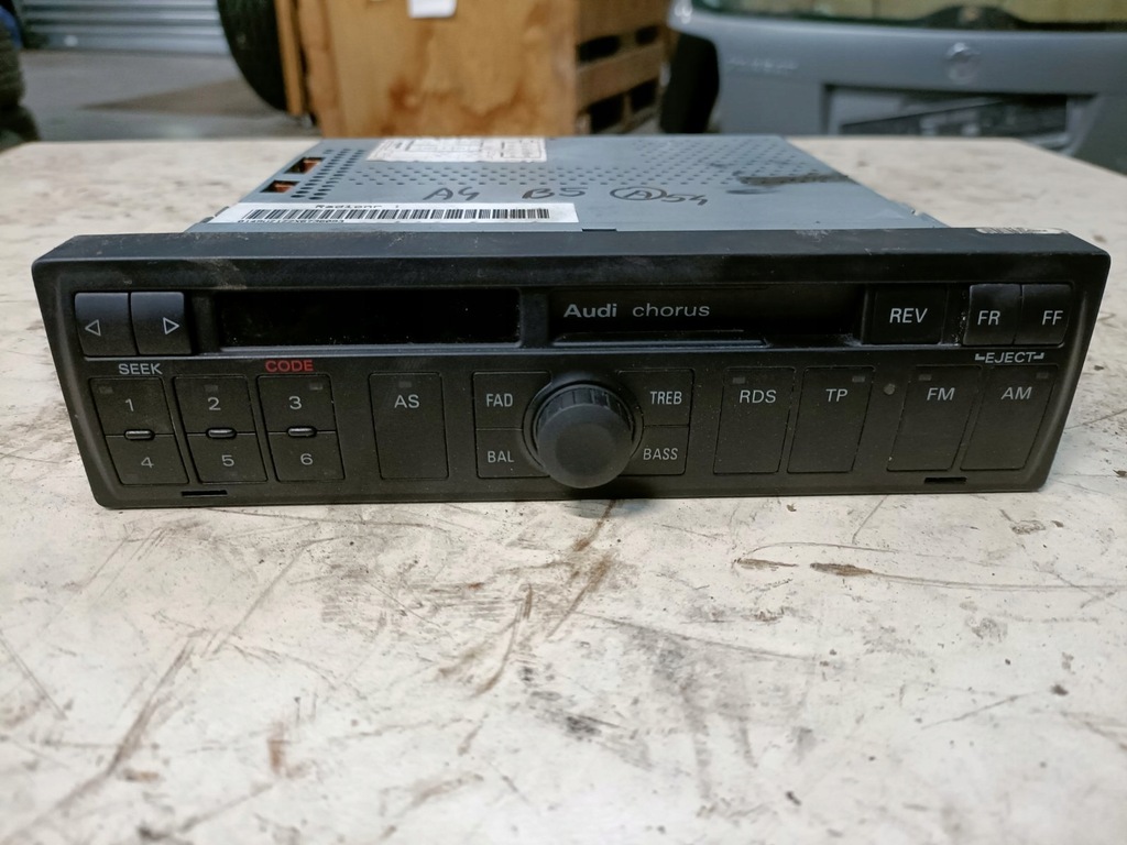 RADIO KASETOWE CHORUS AUDI A4 B5 4B0035152B - 13094058427 - oficjalne archiwum Allegro