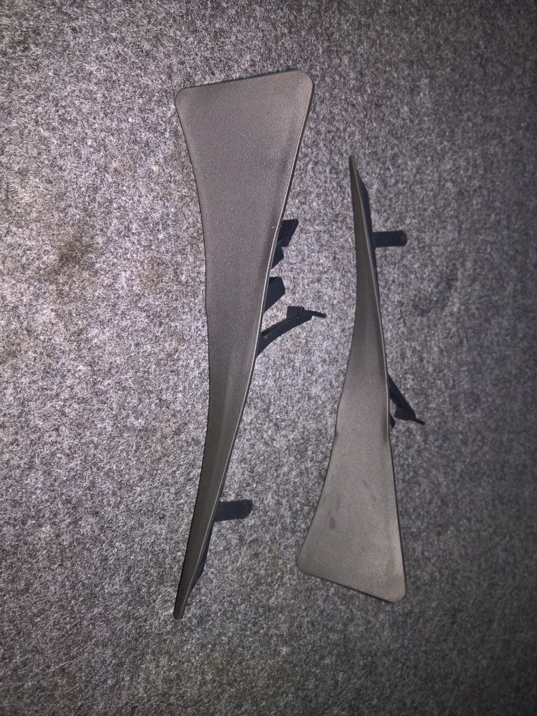 Volvo XC60 II Trójkąt Osłona błotnika Podszybie - 10514831004 ...