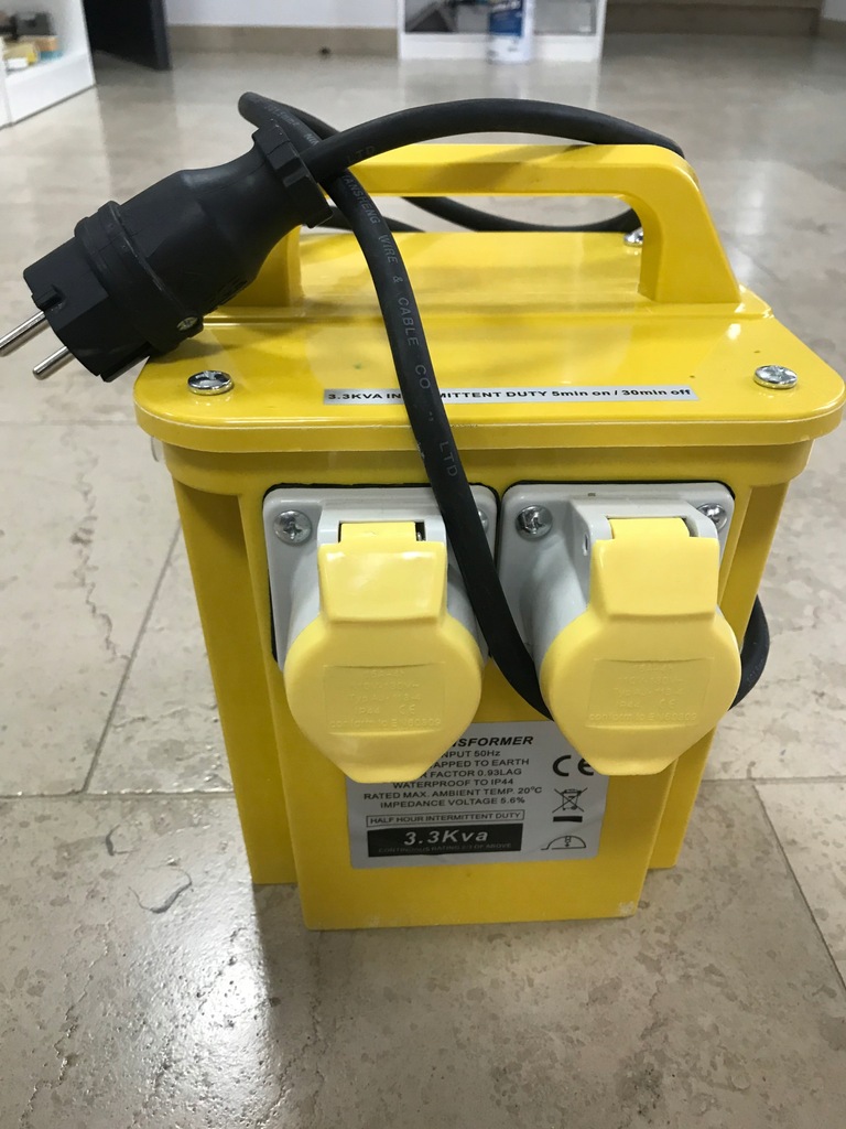 Transformator separacyjny 230/110 V, 3 Kva, IP 44 - 8943684199 ...