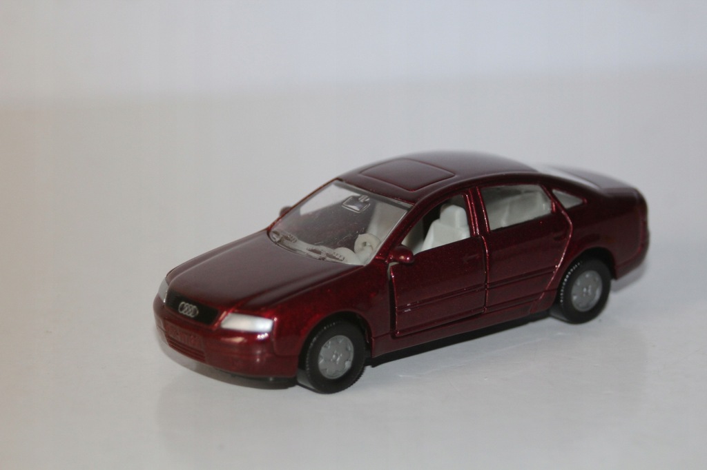 SIKU AUDI A6 1,9 TDI 2000r 1/55 - 13072201983 - oficjalne archiwum Allegro