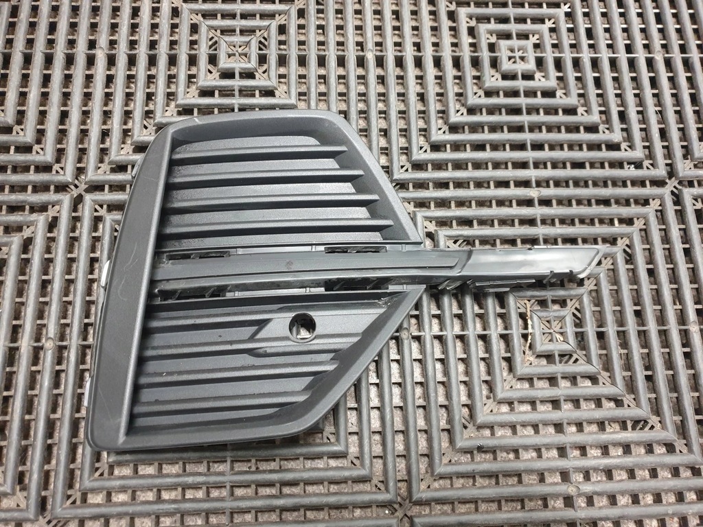 KRATKA ZDERZAKA PRAWA PRZÓD VOLVO XC60 II LIFT - 12873470982 ...