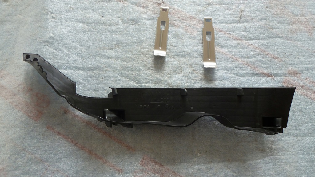 VOLVO XC60 ŚLIZG LAMPY PRAWY PRZÓD 31698239 - 11231119708 - oficjalne ...