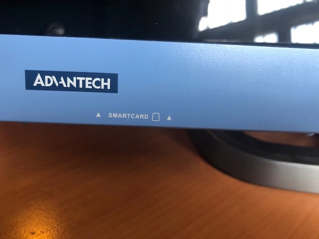 AIO ADVANTECH POC W242 CORE i7 16G 240G 24' DOTYK - 11442262971 ...